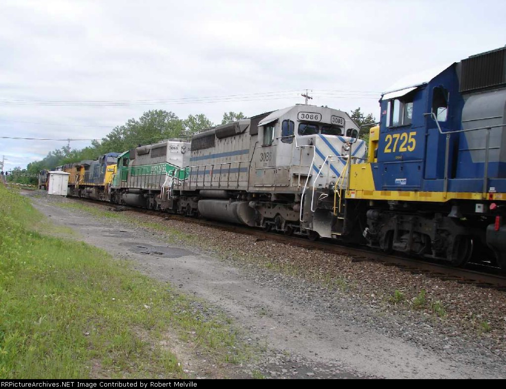 Dogpack! Light engine move - CSX, CEFX, GCFX, HLCX and UP power